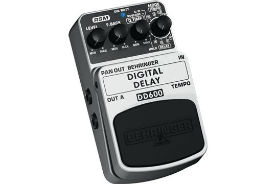 Behringer DD600 Digital Stereo Delay Effects Pedal - HR